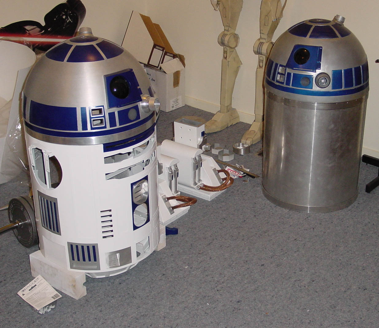 Building a Life-Size R2-D2 - Part 2 - SWNZ, Star Wars New Zealand